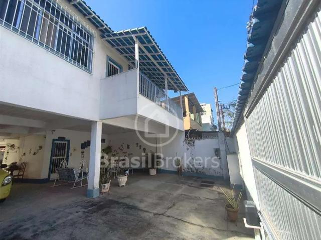 Casa / Sobrado para Venda em Rio de Janeiro/RJ Cascadura 2 Quartos