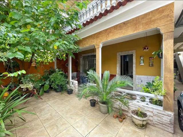Casa / Sobrado para Venda em Rio de Janeiro/RJ Cascadura 3 Quartos