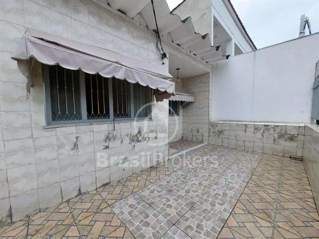Casa / Sobrado para Venda em Rio de Janeiro/RJ Cocotá 2 Quartos