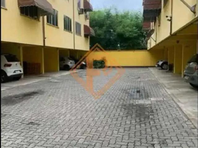 Casa / Sobrado para Venda em Rio de Janeiro/RJ Del Castilho 3 Quartos