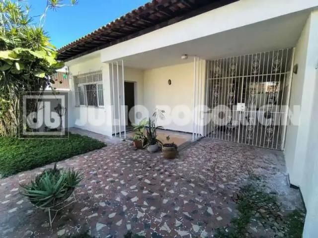 Casa / Sobrado para Venda em Rio de Janeiro/RJ Freguesia Ilha do Governador 3 Quartos