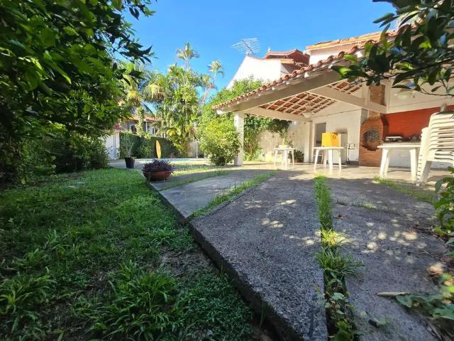 Casa / Sobrado para Venda em Rio de Janeiro/RJ Freguesia Jacarepaguá 4 Quartos