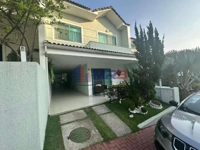 Casa / Sobrado para Venda em Rio de Janeiro/RJ Freguesia Jacarepaguá 4 Quartos
