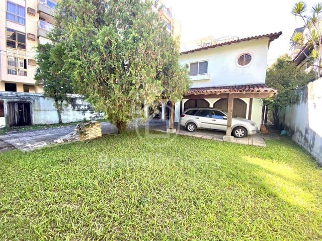 Casa / Sobrado para Venda em Rio de Janeiro/RJ Freguesia Jacarepaguá 4 Quartos