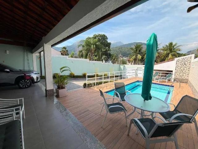 Casa / Sobrado para Venda em Rio de Janeiro/RJ Freguesia Jacarepaguá 5 Quartos