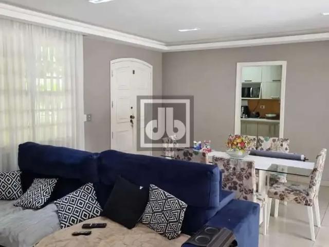 Casa / Sobrado para Venda em Rio de Janeiro/RJ Freguesia Jacarepaguá 5 Quartos