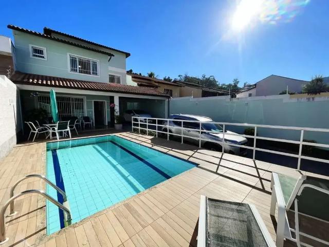 Casa / Sobrado para Venda em Rio de Janeiro/RJ Freguesia Jacarepaguá 5 Quartos