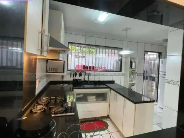 Casa / Sobrado para Venda em Rio de Janeiro/RJ Freguesia Jacarepaguá 2 Quartos