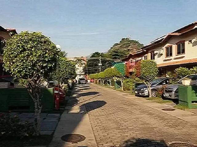 Casa / Sobrado para Venda em Rio de Janeiro/RJ Freguesia Jacarepaguá 3 Quartos