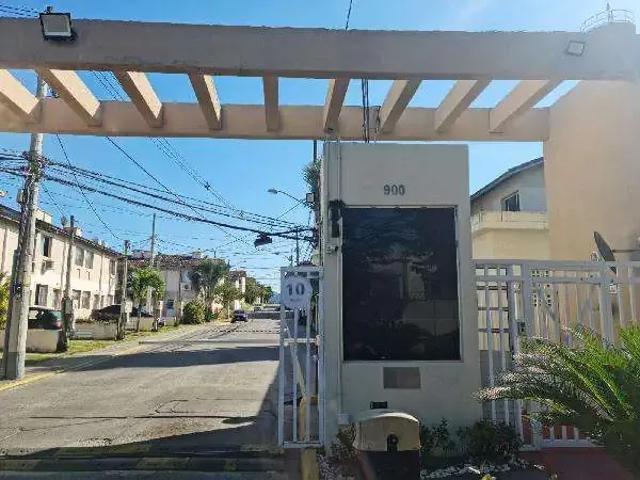 Casa / Sobrado para Venda em Rio de Janeiro/RJ Guaratiba 2 Quartos