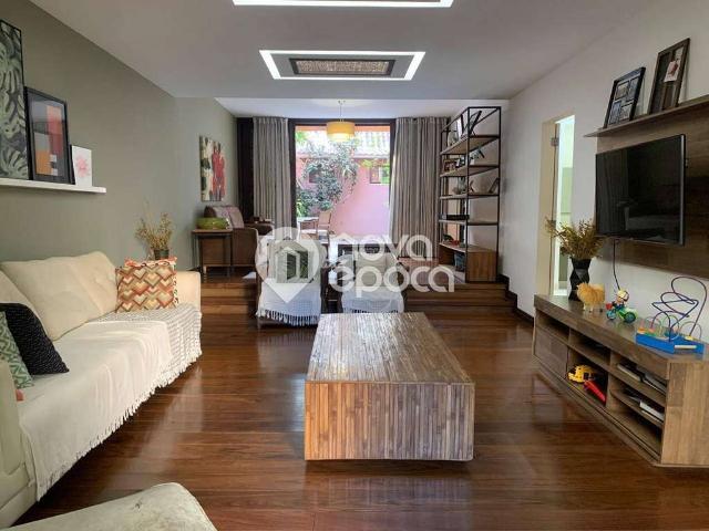 Casa / Sobrado para Venda em Rio de Janeiro/RJ Grajaú 4 Quartos