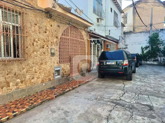 Casa / Sobrado para Venda em Rio de Janeiro/RJ Grajaú 2 Quartos