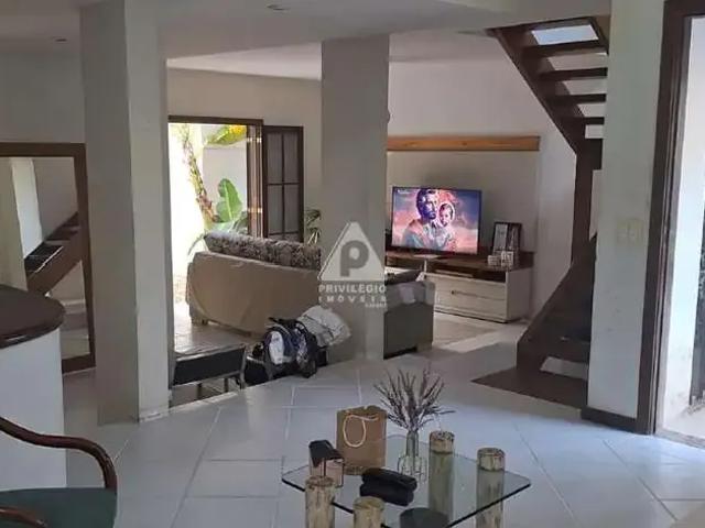 Casa / Sobrado para Venda em Rio de Janeiro/RJ Itanhangá 2 Quartos