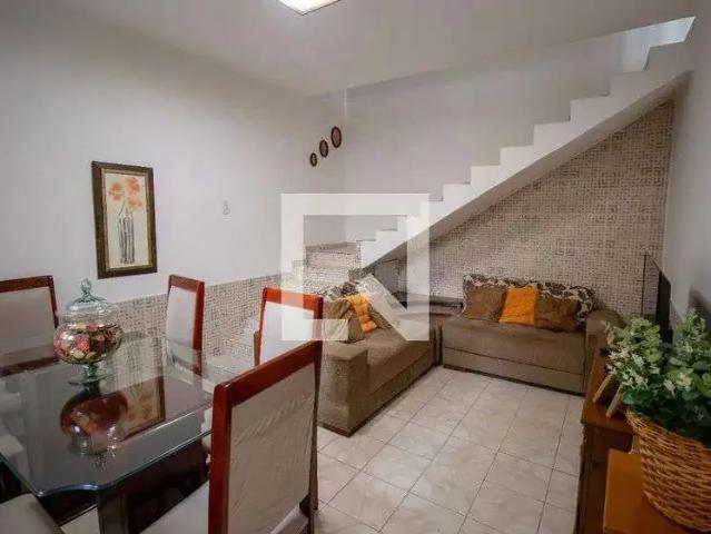 Casa / Sobrado para Venda em Rio de Janeiro/RJ Irajá 2 Quartos