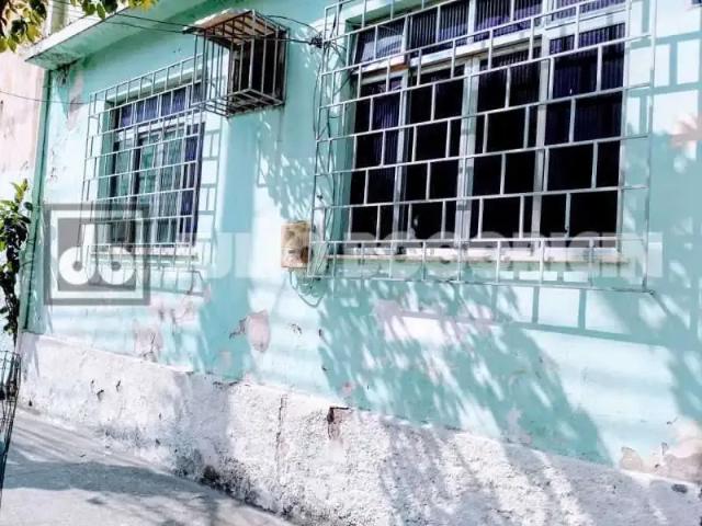 Casa / Sobrado para Venda em Rio de Janeiro/RJ Jacaré 2 Quartos