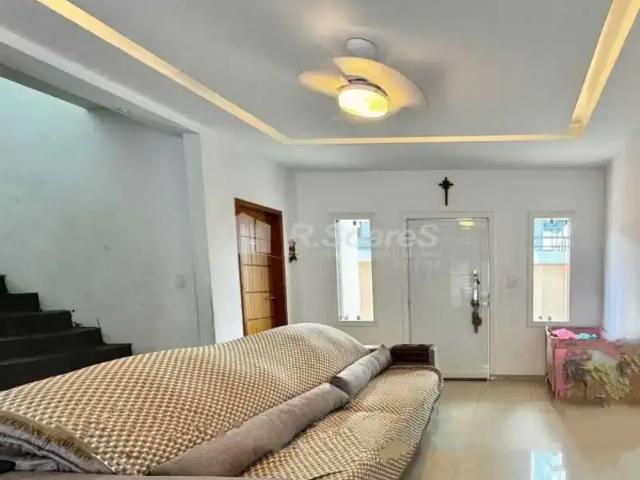 Casa / Sobrado para Venda em Rio de Janeiro/RJ Jardim Sulacap 4 Quartos