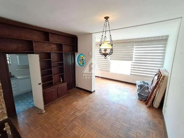 Casa / Sobrado para Venda em Rio de Janeiro/RJ Laranjeiras 2 Quartos
