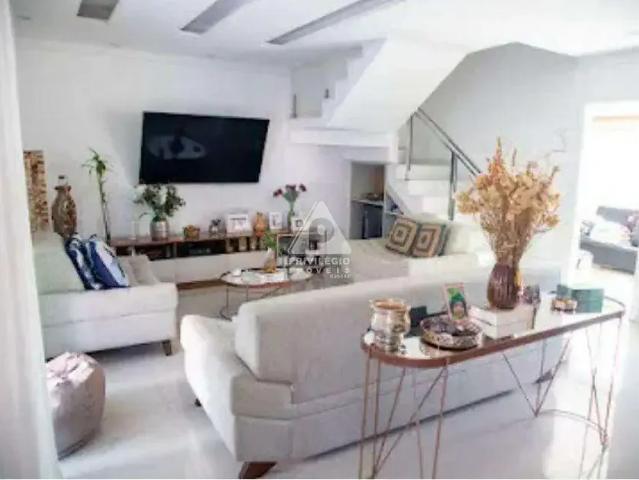 Casa / Sobrado para Venda em Rio de Janeiro/RJ Pechincha 4 Quartos
