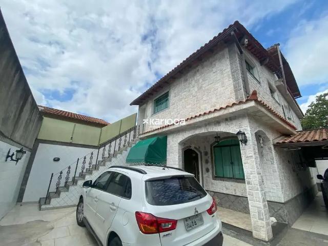 Casa / Sobrado para Venda em Rio de Janeiro/RJ Pechincha 4 Quartos