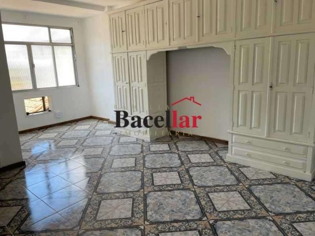 Casa / Sobrado para Venda em Rio de Janeiro/RJ Pitangueiras 2 Quartos