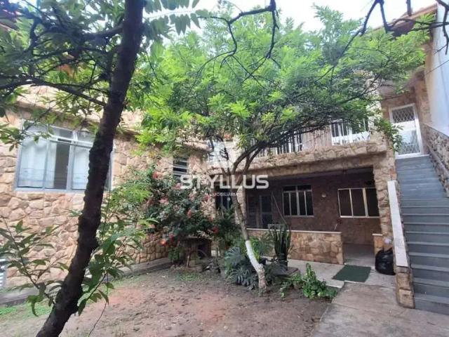 Casa / Sobrado para Venda em Rio de Janeiro/RJ Quintino Bocaiúva 4 Quartos