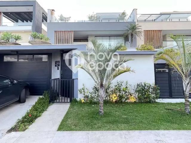 Casa / Sobrado para Venda em Rio de Janeiro/RJ Recreio dos Bandeirantes 4 Quartos