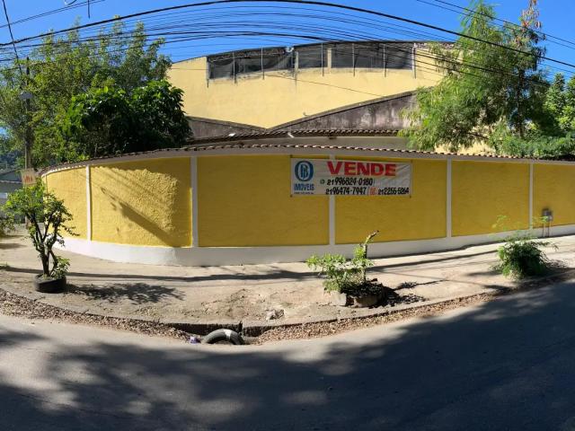 Casa / Sobrado para Venda em Rio de Janeiro/RJ Realengo 4 Quartos