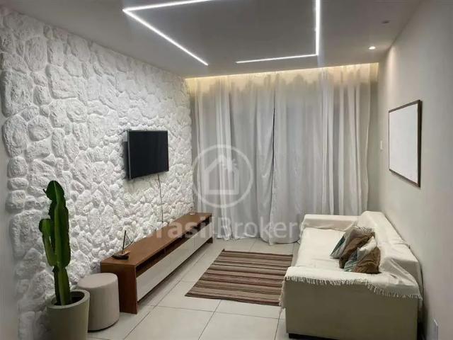 Casa / Sobrado para Venda em Rio de Janeiro/RJ Rocha Miranda 2 Quartos