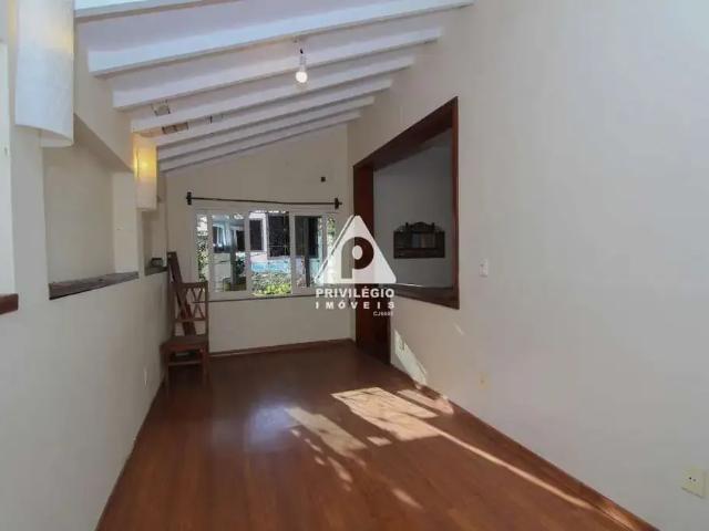 Casa / Sobrado para Venda em Rio de Janeiro/RJ Santa Teresa 4 Quartos