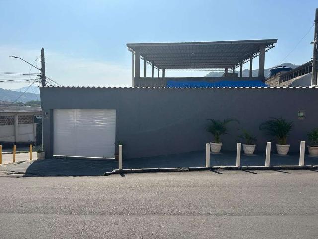Casa / Sobrado para Venda em Rio de Janeiro/RJ Senador Vasconcelos 2 Quartos