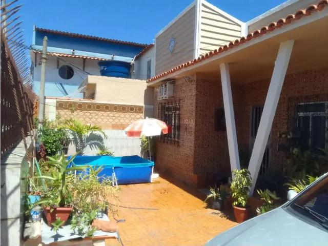 Casa / Sobrado para Venda em Rio de Janeiro/RJ Sepetiba 3 Quartos