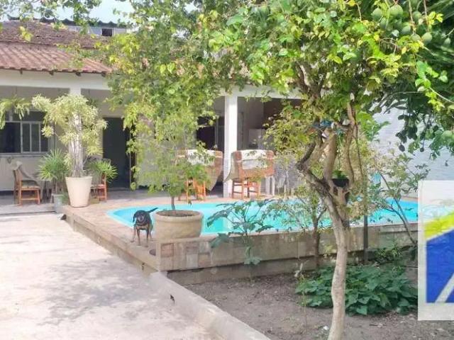 Casa / Sobrado para Venda em Rio de Janeiro/RJ Sepetiba 3 Quartos