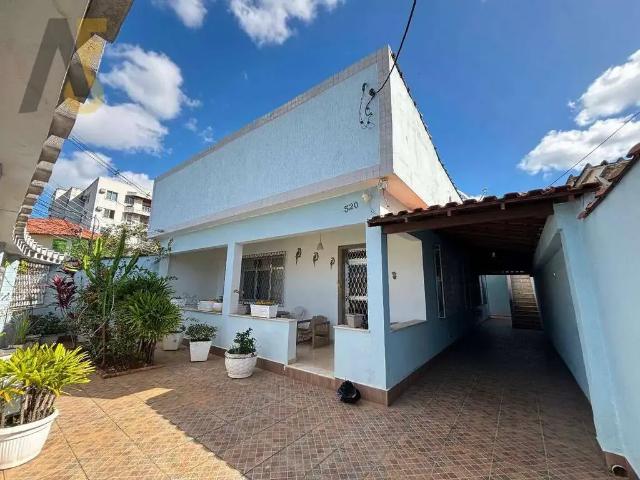 Casa / Sobrado para Venda em Rio de Janeiro/RJ Tanque 4 Quartos