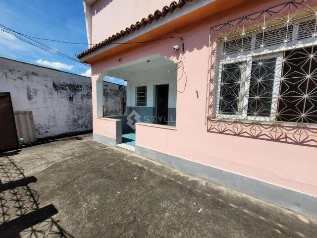 Casa / Sobrado para Venda em Rio de Janeiro/RJ Tanque 2 Quartos