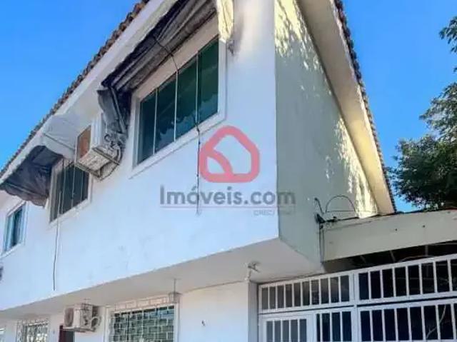 Casa / Sobrado para Venda em Rio de Janeiro/RJ Tanque 3 Quartos
