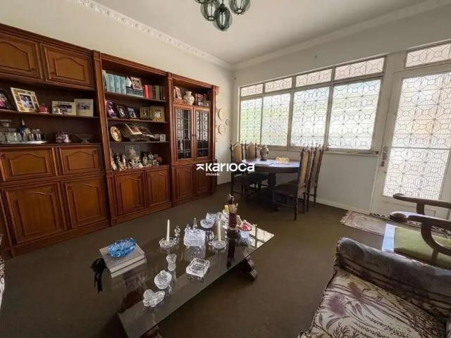 Casa / Sobrado para Venda em Rio de Janeiro/RJ Tanque 3 Quartos