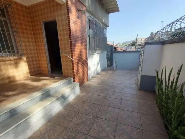 Casa / Sobrado para Venda em Rio de Janeiro/RJ Tanque 3 Quartos