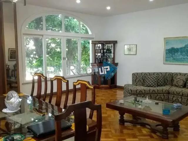 Casa / Sobrado para Venda em Rio de Janeiro/RJ Urca 4 Quartos
