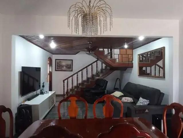 Casa / Sobrado para Venda em Rio de Janeiro/RJ Vila Valqueire 3 Quartos
