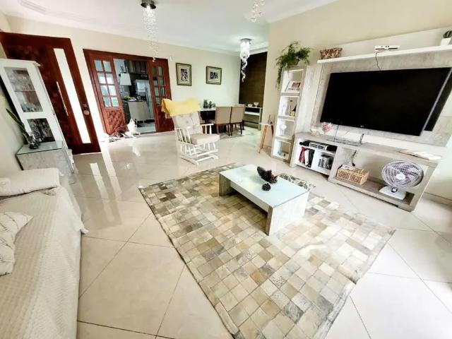 Casa / Sobrado para Venda em Rio de Janeiro/RJ Vila Valqueire 3 Quartos