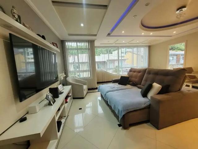 Casa / Sobrado para Venda em Rio de Janeiro/RJ Vila Valqueire 4 Quartos