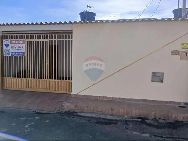 Casa / Sobrado para Venda em Riacho Fundo/DF Riacho Fundo II 2 Quartos