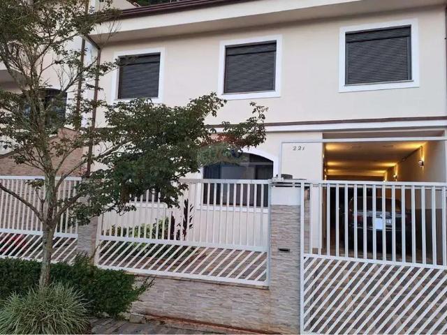 Casa / Sobrado para Venda em Ribeirão Pires/SP Centro 4 Quartos