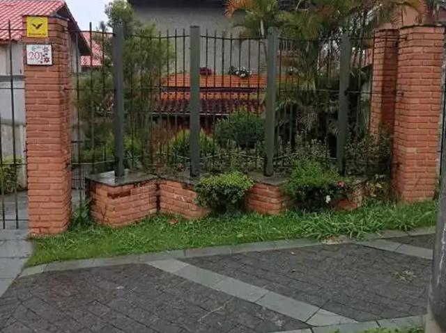 Casa / Sobrado para Venda em Ribeirão Pires/SP Centro Alto 2 Quartos