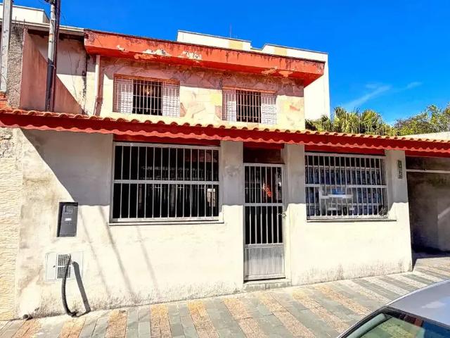 Casa / Sobrado para Venda em Ribeirão Pires/SP Centro Alto 3 Quartos