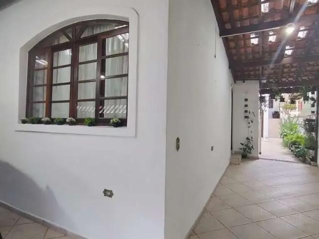 Casa / Sobrado para Venda em Ribeirão Pires/SP Suíssa 5 Quartos