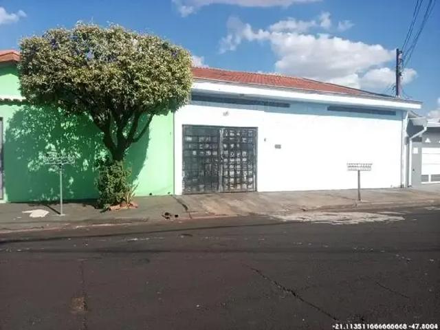 Casa / Sobrado para Venda em Ribeirão Preto/SP Adelino Simioni 3 Quartos