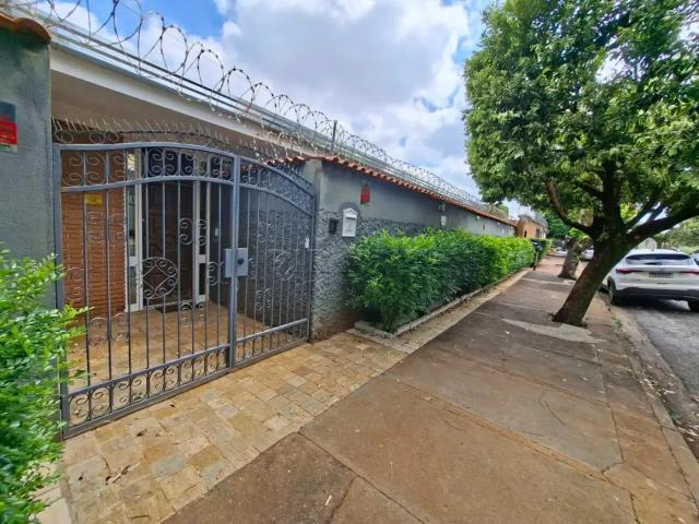 Casa / Sobrado para Venda em Ribeirão Preto/SP Alto da Boa Vista 3 Quartos