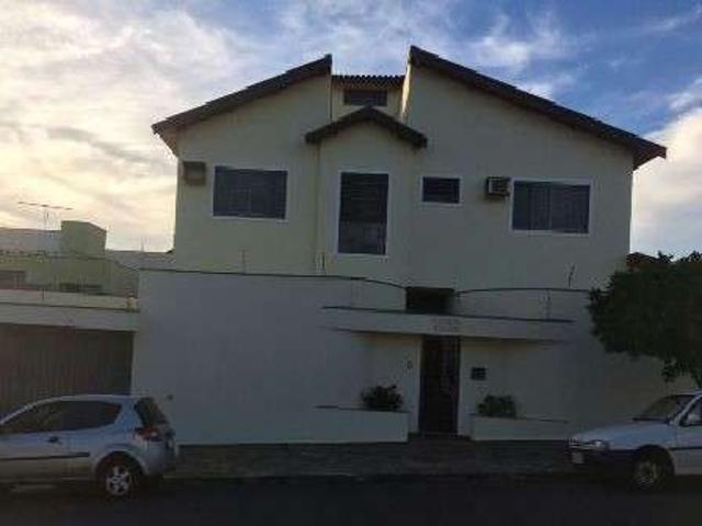 Casa / Sobrado para Venda em Ribeirão Preto/SP Alto da Boa Vista 4 Quartos