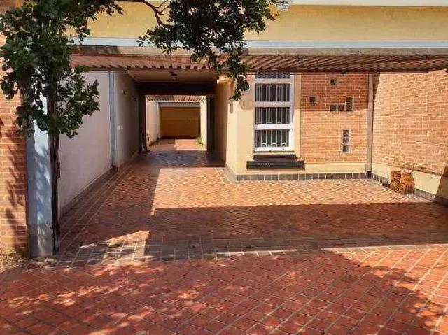 Casa / Sobrado para Venda em Ribeirão Preto/SP Alto da Boa Vista 4 Quartos